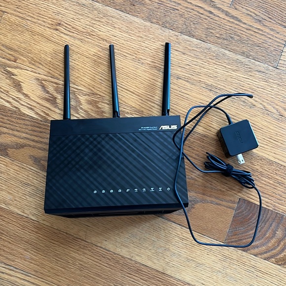 ASUS | Networking | Asus Rtac68u Router | Poshmark